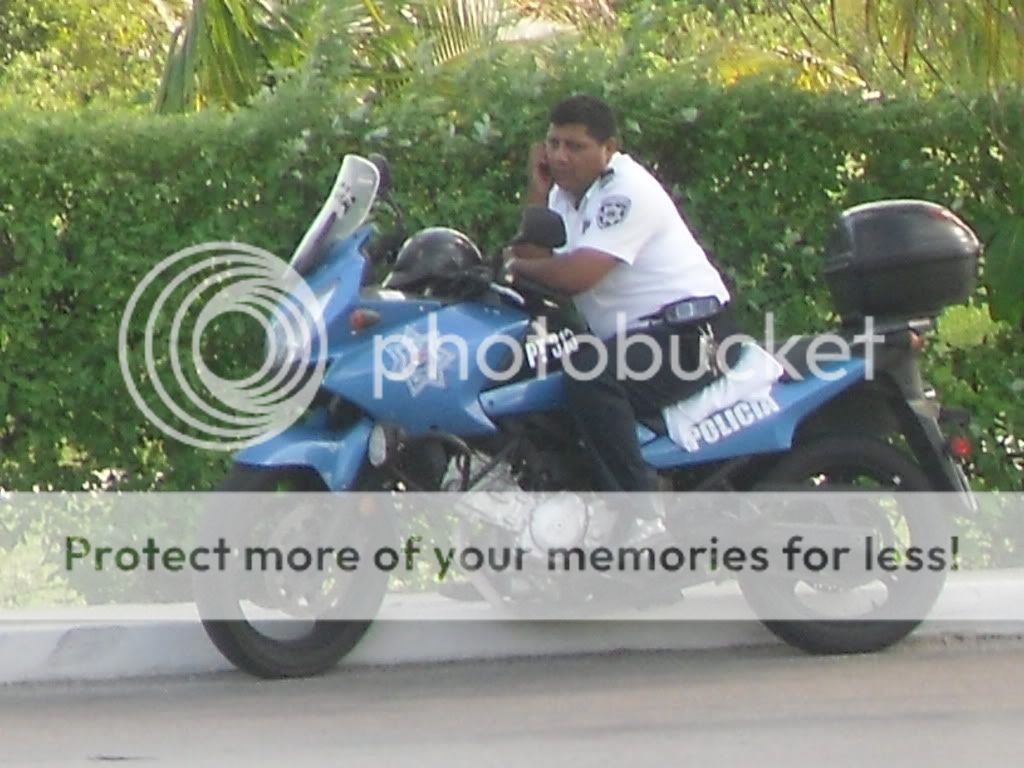 Police V-Strom | StromTrooper
