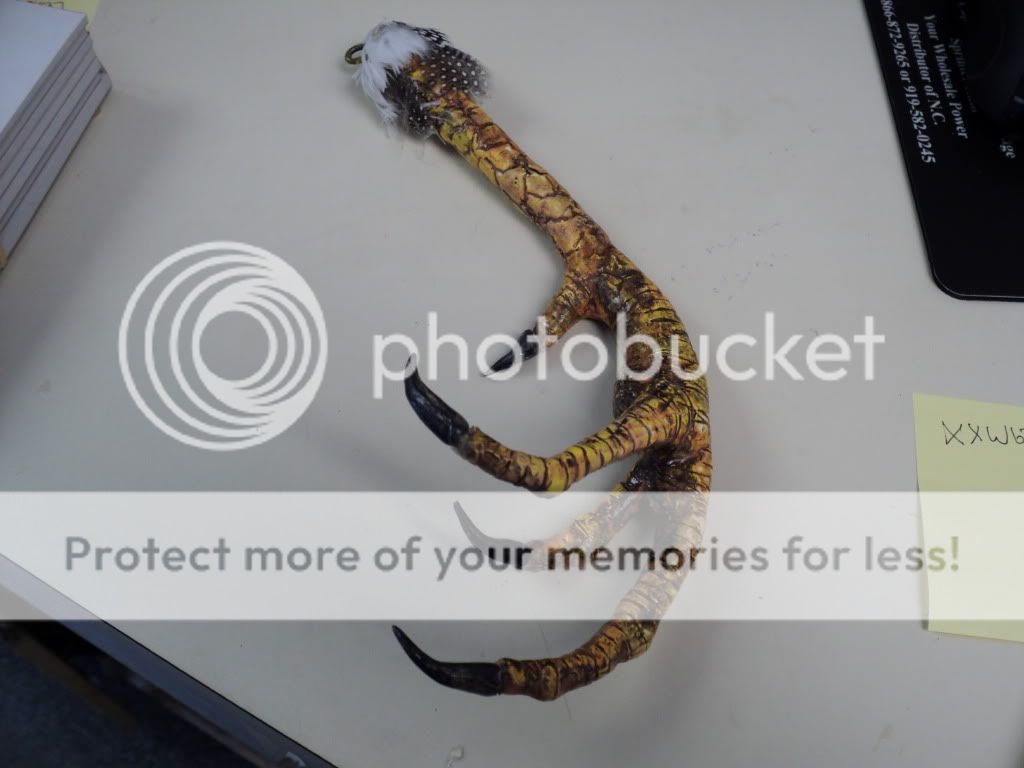 Voodoo Chicken foot | Halloween Forum